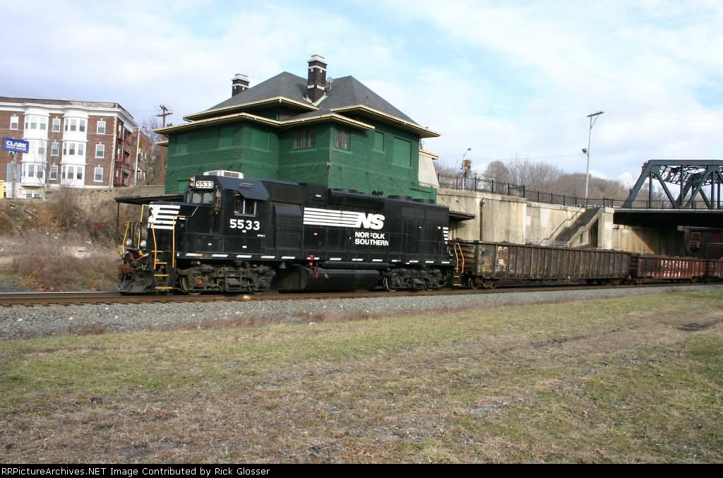 WB NS Local [ push-pull ] H76 @1312 hrs.